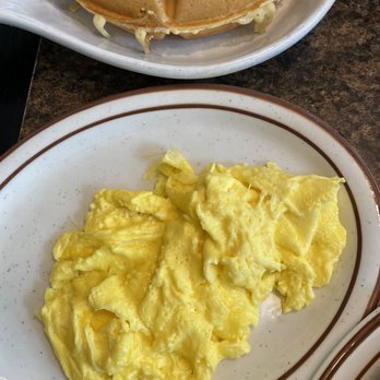 BRIGS AT THE CROSSING - Updated April 2024 - 179 Photos & 200 Reviews ...