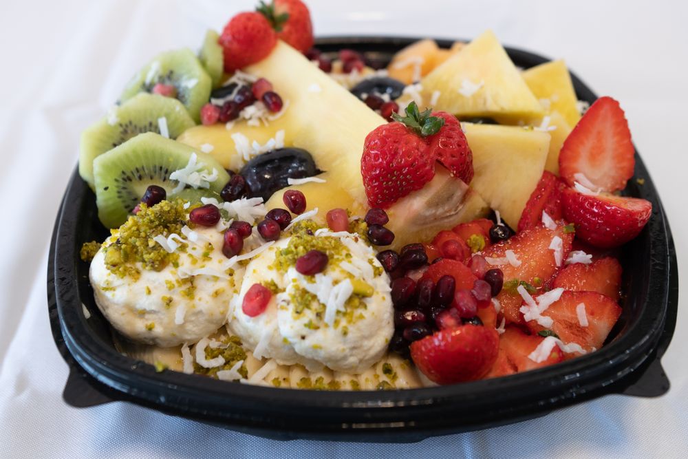 VARA JUICE - Updated December 2025 - 14 Photos - 545 E Grand Blanc Rd ...