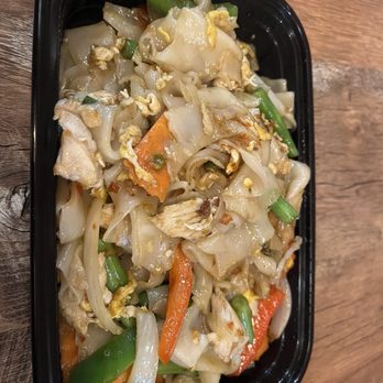 THAI SHACK EAST RESTAURANT - Updated December 2025 - 31 Photos & 32 ...