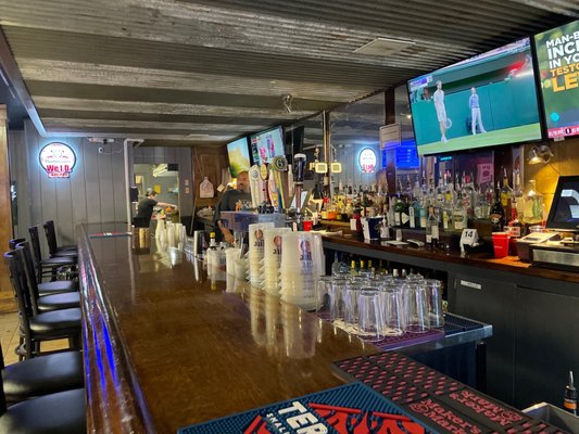 R PLACE PUB - Updated October 2025 - 67 Photos & 51 Reviews - 9603 ...