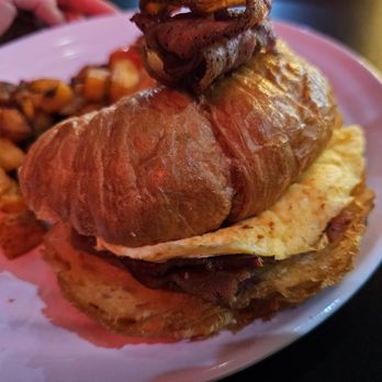 HAVEN HAUS CAFE - Updated August 2024 - 1014 Photos & 893 Reviews ...