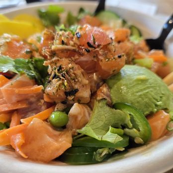 OKE POKE - Updated July 2025 - 125 Photos & 86 Reviews - 3270 ...