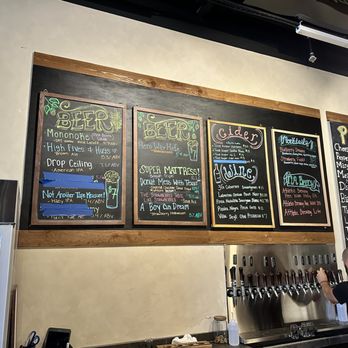 OBSIDIAN BREWERY - Updated November 2024 - 68 Photos & 56 Reviews ...