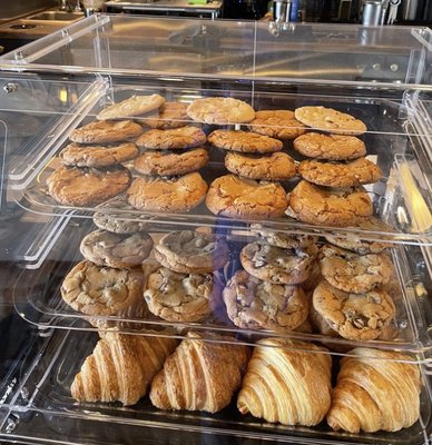 TOASTED - Updated December 2025 - 557 Photos & 524 Reviews - 6160 ...