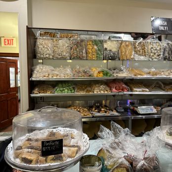 MODERN PASTRY SHOP - 3508 Photos & 2576 Reviews - 257 Hanover St ...