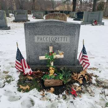 BLUE HILL CEMETERY - Updated October 2025 - 19 Photos - 700 W St ...