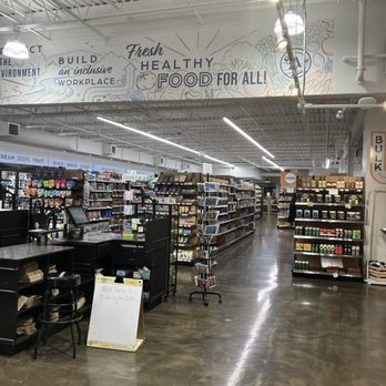 ASSABET CO-OP MARKET - Updated August 2025 - 12 Photos - 86 Powder Mill ...