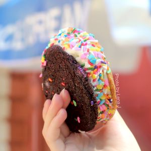 DIMO’S DELI AND DONUTS - Updated December 2025 - 164 Photos & 274 ...