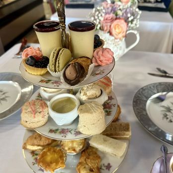 CLOCKWORK ROSE TEA EMPORIUM & CONFECTIONARY - Updated December 2025 ...