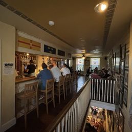 THE GARRYOWEN IRISH PUB - Updated August 2025 - 695 Photos & 881 ...