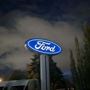 MB MOTORS - Updated August 2025 - 55 Photos & 51 Reviews - 700 Ohio St ...