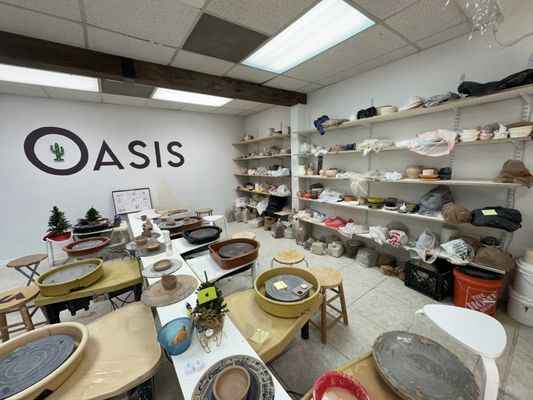OASIS POTTERY - Updated December 2025 - 60 Photos & 42 Reviews - 5160 S ...
