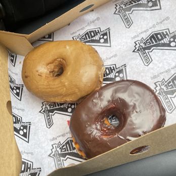 ORIGINAL HOUSE OF DONUTS - Updated August 2024 - 499 Photos & 722 ...