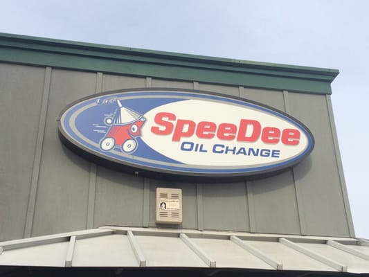 SPEEDEE OIL CHANGE & AUTO SERVICE - Updated December 2025 - 21 Photos ...