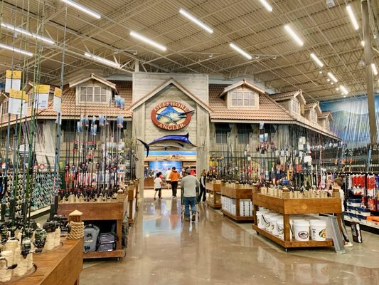 BASS PRO SHOPS - Updated September 2024 - 290 Photos & 135 Reviews - 71 ...