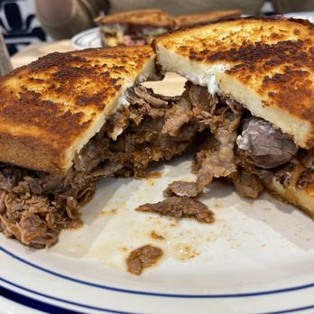 MAVEN’S DELICATESSEN - Updated August 2024 - 157 Photos & 214 Reviews ...