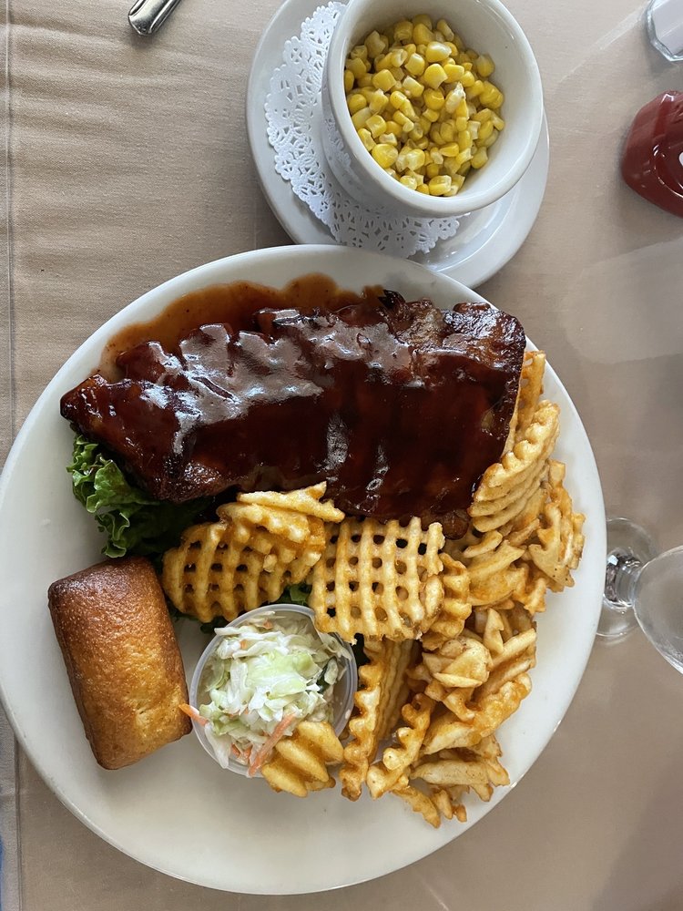 MAHONEY’S IRISH PUB & STEAKHOUSE - 67 Photos & 162 Reviews - 35 Main St ...