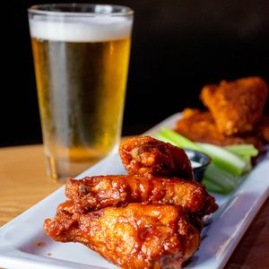 MAVIS PUBLIC HOUSE - Updated June 2025 - 6025 Kruse Dr, Solon, Ohio ...