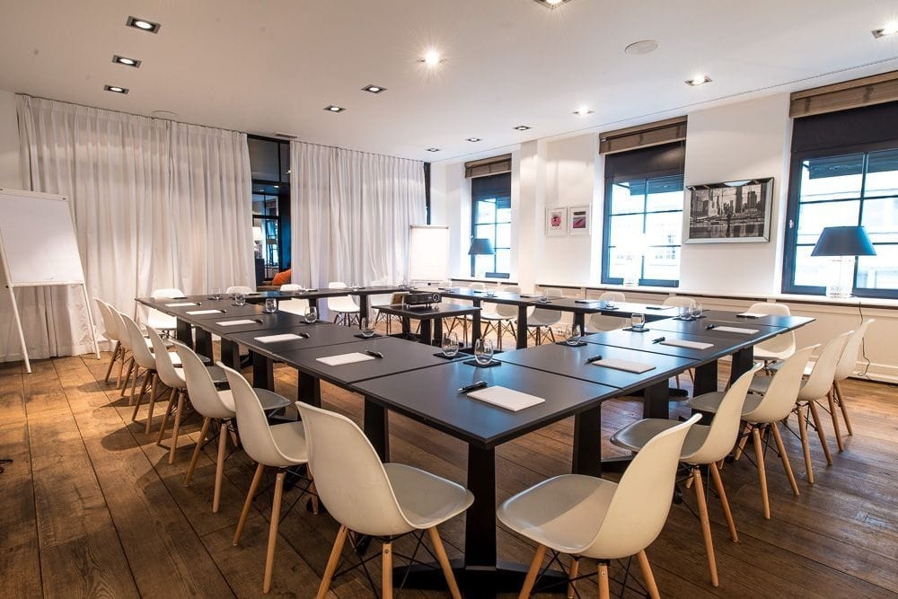 BAR CESAR - Updated October 2025 - 28 Photos & 11 Reviews - Lange ...