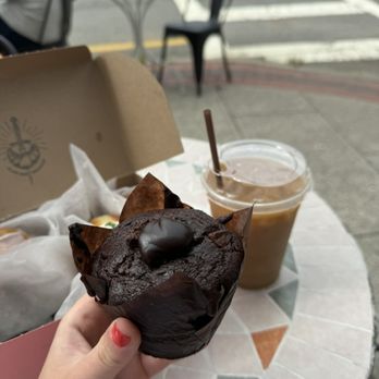 BLACK MAGIC BAKEHOUSE - Updated April 2025 - 94 Photos & 48 Reviews ...