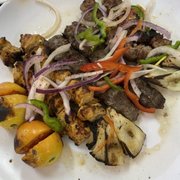 SHAWARMA SNACK CENTER - 33 Photos & 24 Reviews - Arabic - 485 R Salas ...