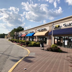 EXTON SQUARE MALL - Updated April 2025 - 59 Photos & 46 Reviews - 260 ...