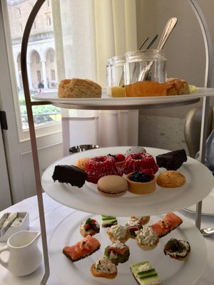 MAP ROOM TEA LOUNGE - 131 Photos & 81 Reviews - Lounges - 700 Boylston ...