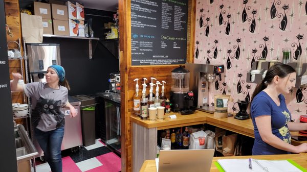 THE TIPSY TABBY - Updated December 2025 - 22 Photos & 19 Reviews - 90 ...