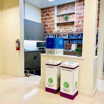 RAZMATAZ SALON - Updated December 2025 - 209 Photos & 155 Reviews - 805 ...