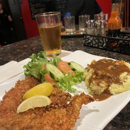 19 HANDLES PUB & GRILL - Updated June 2025 - 478 Photos & 476 Reviews ...