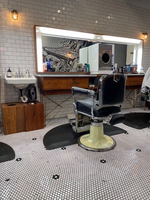 THE COMMODORE - Updated January 2026 - 80 Photos & 166 Reviews - 5498 ...