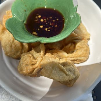 HIDDEN DUMPLING HOUSE MIDTOWN - Updated June 2024 - 686 Photos & 370 ...