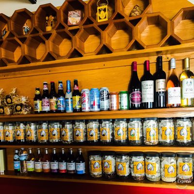 THE BEEHIVE CAFE - 317 Photos & 493 Reviews - Cafes - 10 Franklin St ...