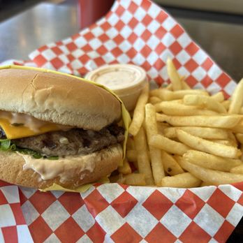 GUS JR - Updated September 2024 - 79 Photos & 143 Reviews - 4001 San ...