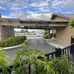 BRICKS RESTAURANT & WINE BAR - Updated December 2025 - 499 Photos & 356 ...