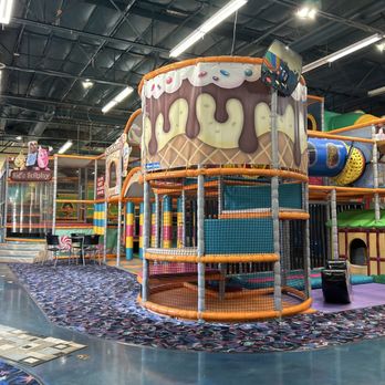 WACKY TACKY - Updated March 2025 - 219 Photos & 395 Reviews - 7351 ...