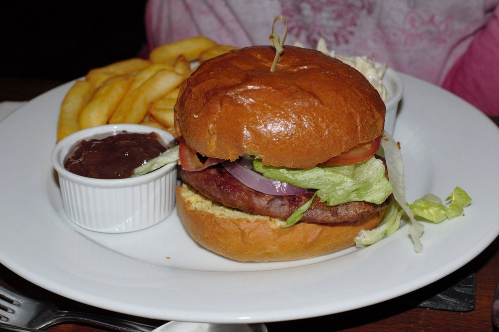 THE GOAT INN - Chalet Efail Glandwyfach, Garndolbenmaen, Gwynedd ...