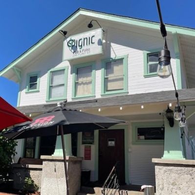 PIGNIC PUB & PATIO - Updated July 2024 - 659 Photos & 254 Reviews - 235 ...