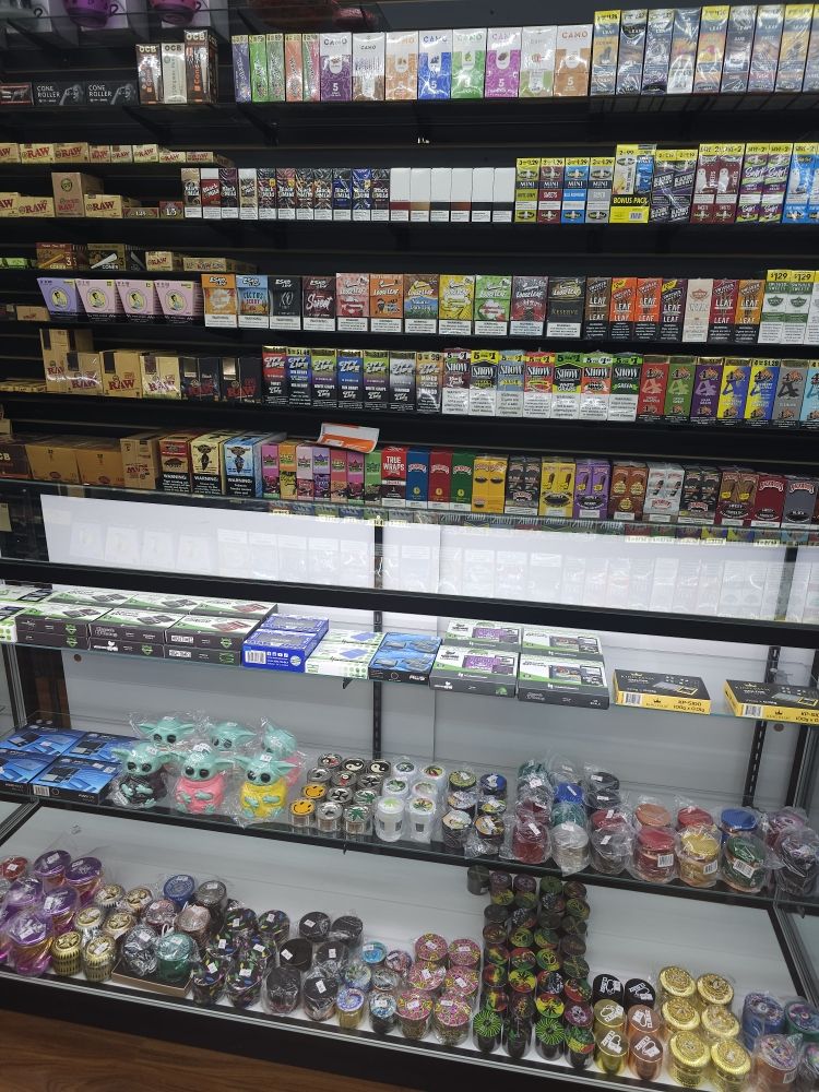 CRYSTAL LAKE VAPE & TOBACCO - Updated June 2026 - 12 Photos - 1145 S IL ...