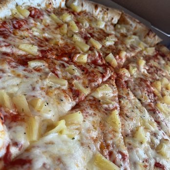 PIZZA CASTLE - Updated September 2025 - 140 Photos & 179 Reviews - 1220 ...