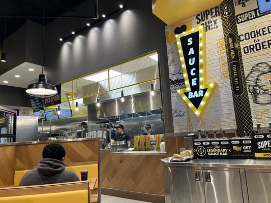 SUPER CHIX - Updated November 2025 - 63 Photos & 51 Reviews - 1507 S ...