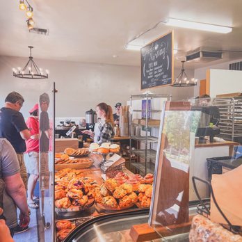 SISTERS BAKERY - Updated April 2025 - 129 Photos & 270 Reviews - 251 E ...