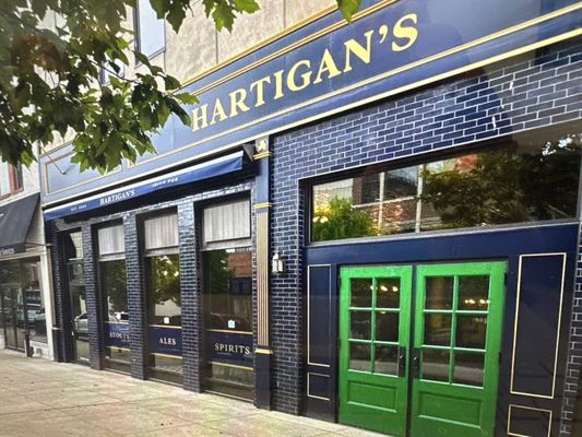 PATSY HARTIGAN’S IRISH PUB - Updated December 2025 - 21 Photos & 38 ...