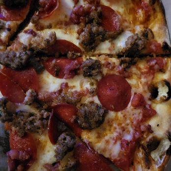 VERONICA’S BRICK OVEN PIZZA - Updated April 2024 - 29 Photos & 40 ...