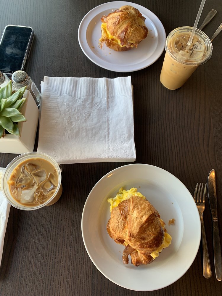 PARK STREET PASTRY - 41 Photos & 49 Reviews - 103 E Park St, Olathe, KS ...