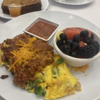 OFF STREET CAFE - Updated April 2025 - 5054 Photos & 3818 Reviews ...