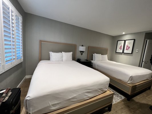 CANDY CANE INN - Updated November 2025 - 317 Photos & 551 Reviews ...