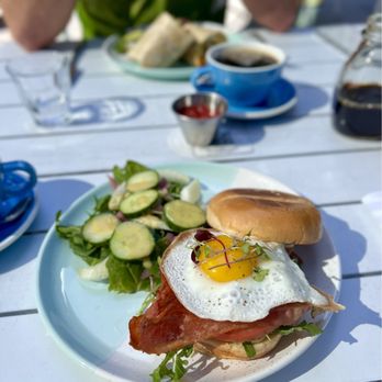 BLUESTONE LANE AVERY CAFE - Updated September 2024 - 235 Photos & 160 ...
