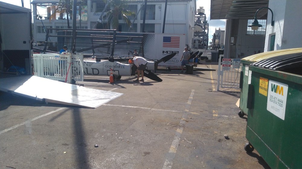 SHAKE A LEG MIAMI - 50 Photos & 21 Reviews - 2620 S Bayshore Dr ...