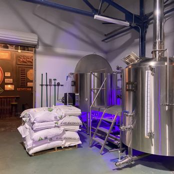 AMORPHIC BEER - Updated June 2025 - 62 Photos & 22 Reviews - 3700 N ...